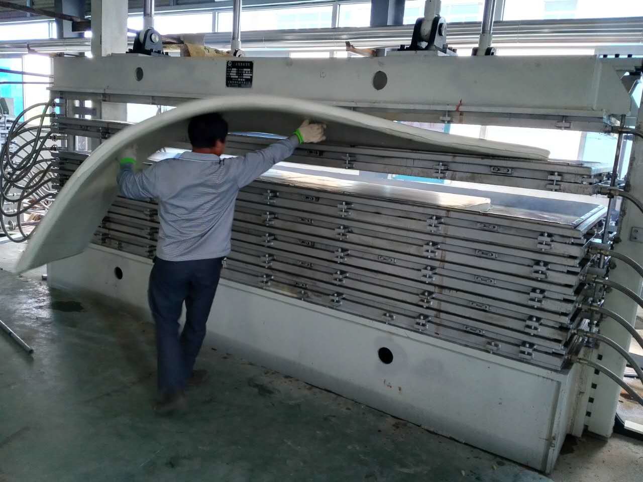 100 Tons Compressing Force Second Stage Foam Press Machine 1500 X 4200 ...